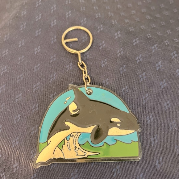 Seaworld | Accessories | Vintage Seaworld Keychain 975 Original Price ...